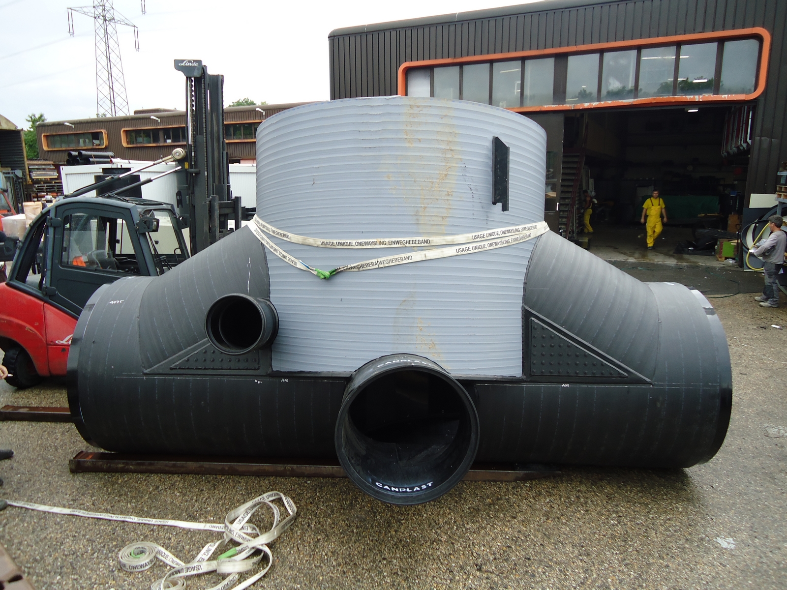 Déversoirs d'orages PVC ou HDPE - Canplast - Gestion des eaux